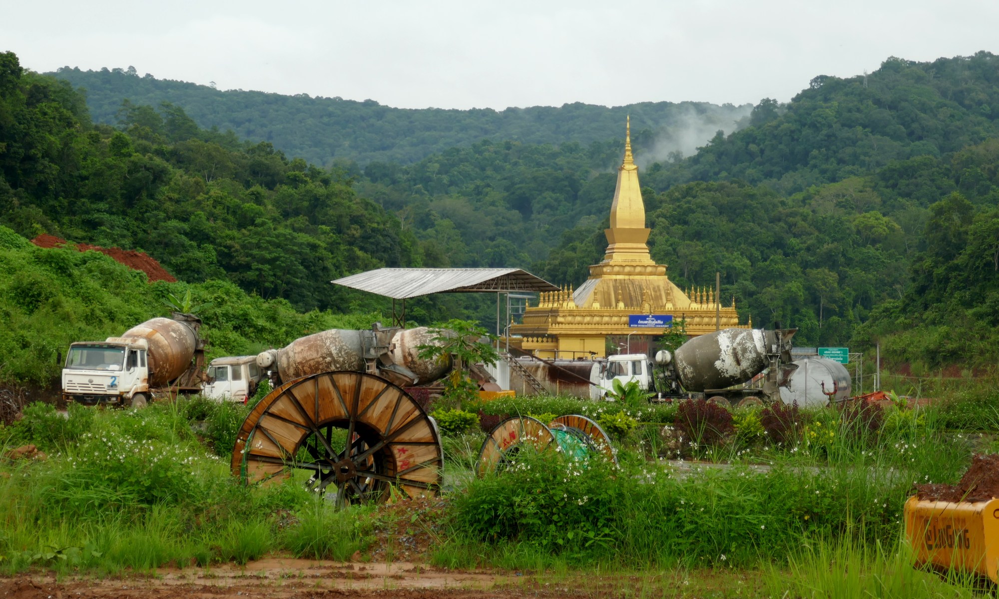 Border #26 China – Laos: The gambler border – Passport Party